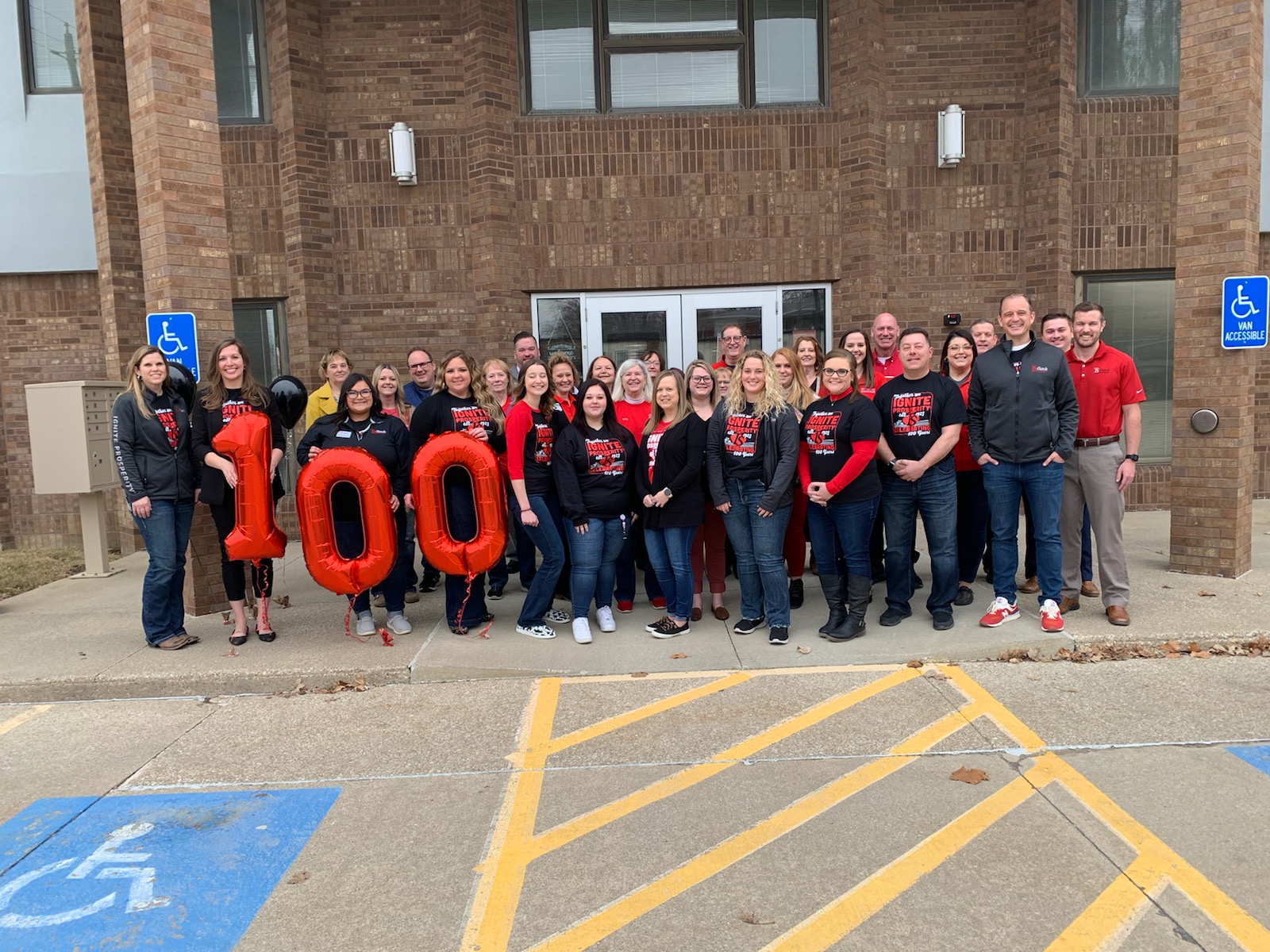 Atlantic Area Chamber Ambassadors Visit TS Bank « KJAN | Radio Atlantic, IA – AM 1220