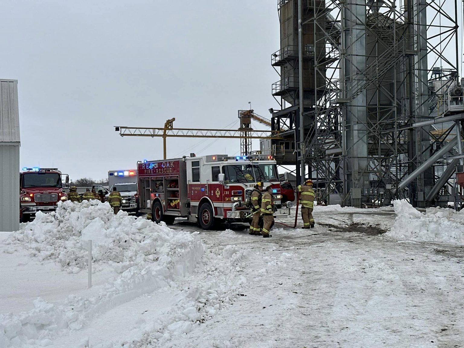 Red Oak Fire responds to possible building explosion & collapse « KJAN ...