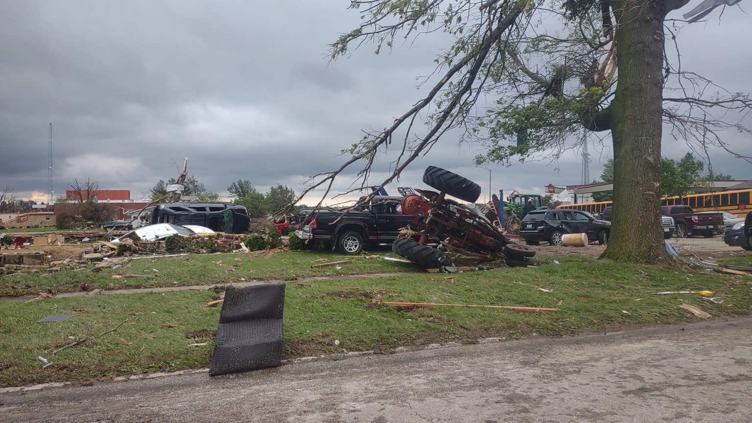 Greenfield Tornado damage: The photo’s tell a story of devastation ...