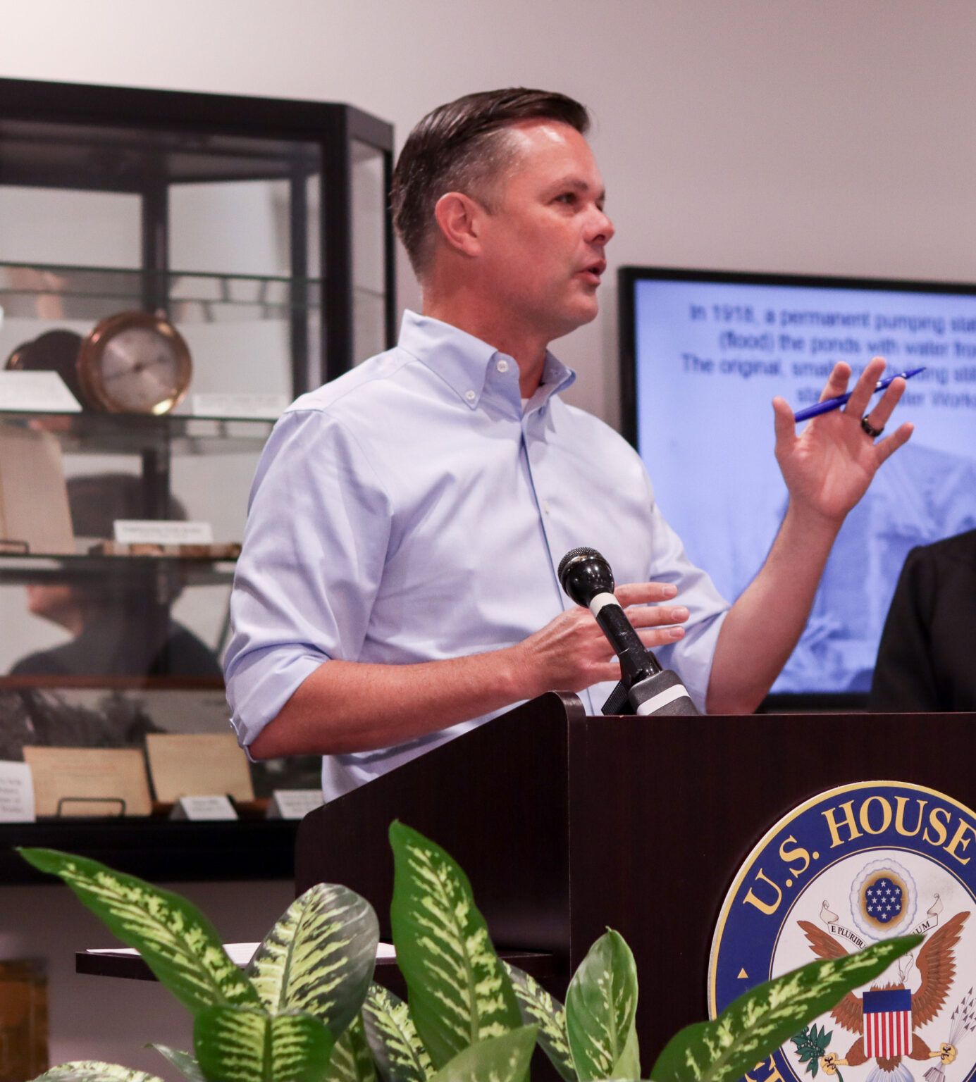 Nunn addresses Ottumwa JBS workers who had visas revoked « KJAN | Radio ...